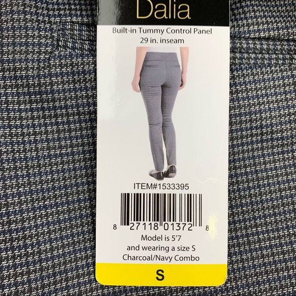 Dalia | Pants & Jumpsuits | 77 Nwt Dalia Blue Houndstooth Pull On Stretch Tummy Control Ponte ...